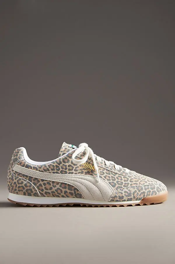 PUMA Arizona Sneakers
