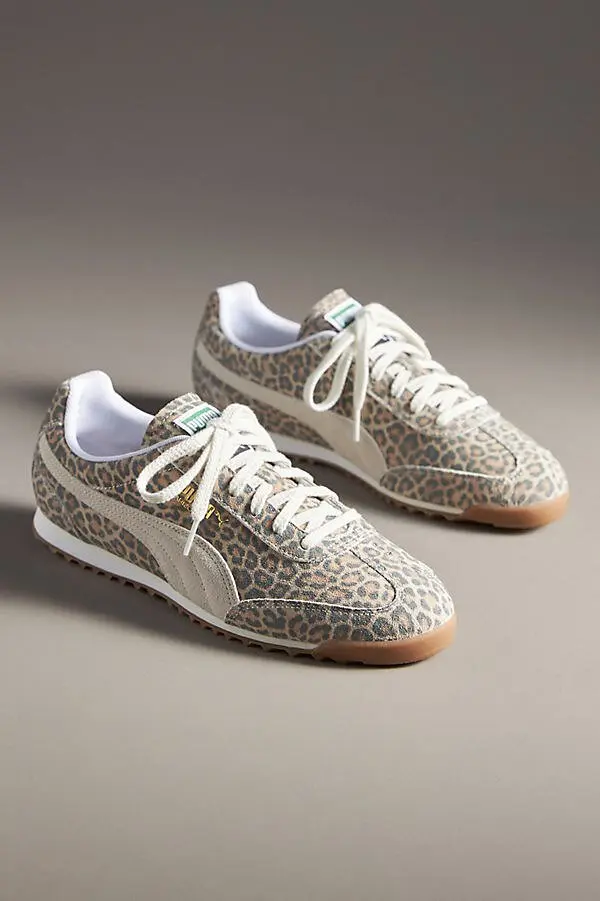 PUMA Arizona Sneakers