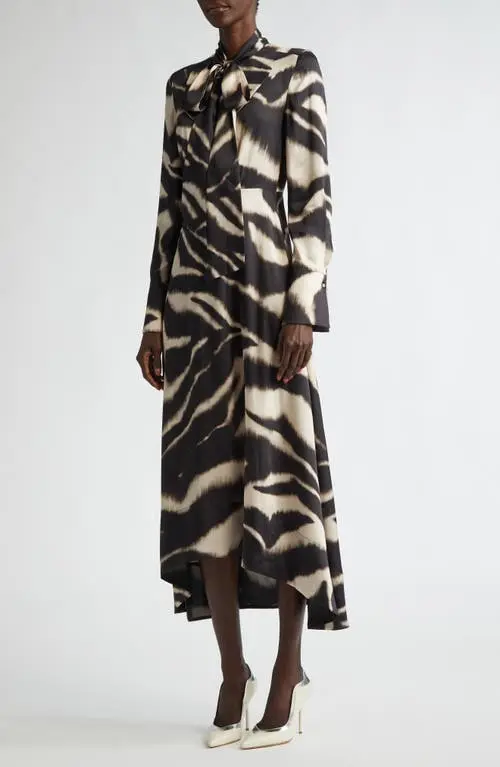 Buy St. John Zebra Print Maxi Shirtdress - Pink Blush/ Black Multi At 60%  Off | Editorialist