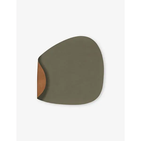LIND DNA Curve Large Reversible Leather Table Mat 35cm-45cm - Army Green And Nature
