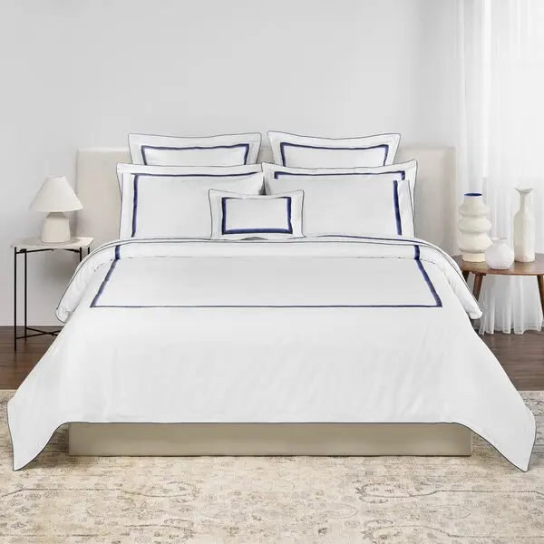 AMALIA HOME COLLECTION Lagos Gradient Egyptian Cotton Sateen Sham, King, Set Of 2 - White/navy