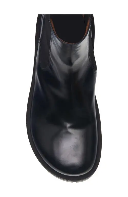 Alexander Mcqueen Trunk Chelsea Boot In Black - 50% Off  display picture 1