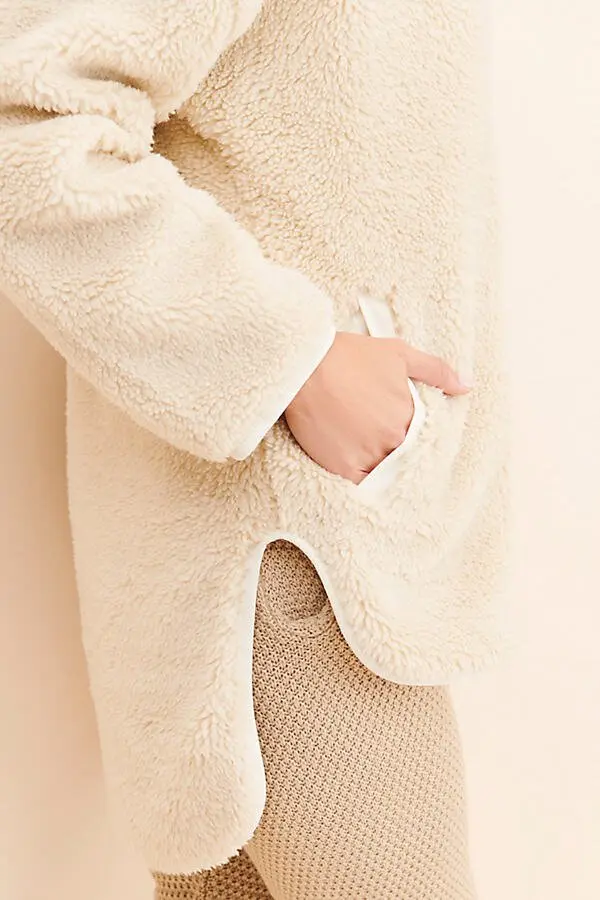 Varley Marney Overd Fuzzy Jacket