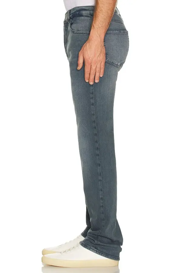 FRAME Modern Straight Jeans