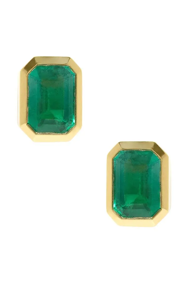 AZLEE Rich Medium Emerald Stud Earrings - 18k Yellow Gold & Emerald