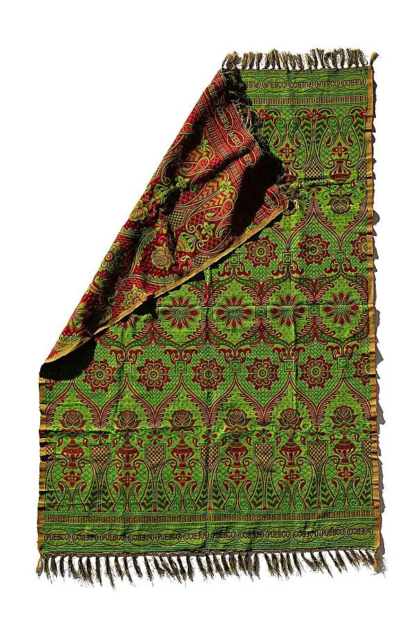 PUEBCO Reversible Jacquard Rug - Green Pattern/motif