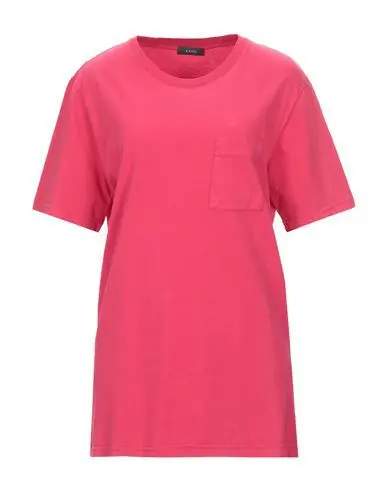 KAOS T-shirt