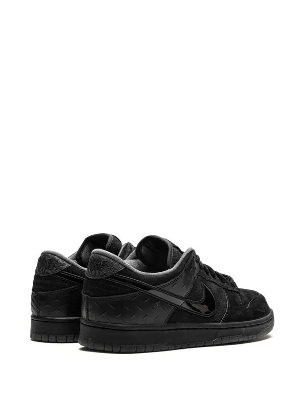 Nike X Division Street Dunk Low Sneakers
