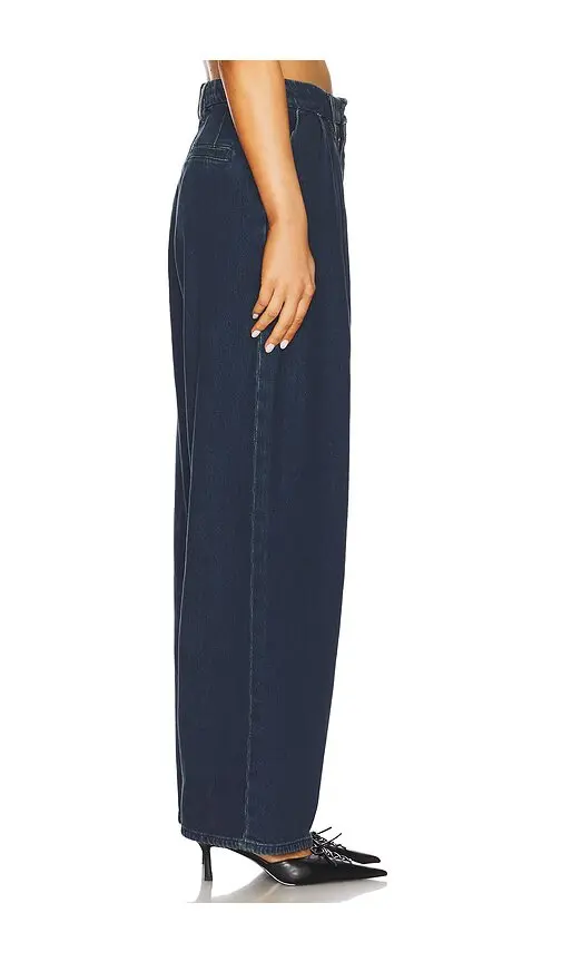 Good American 90s Pleated Trouser Jeans