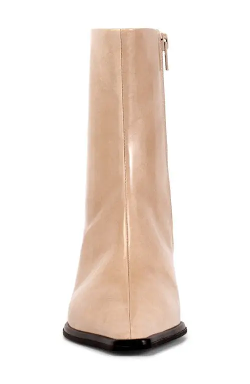 VAGABOND SHOEMAKERS Giselle Pointed Toe Bootie