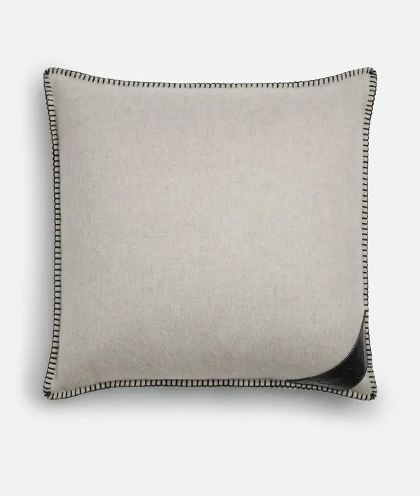 Bottega Veneta Intrecciato Patch Cushion - Greige/black