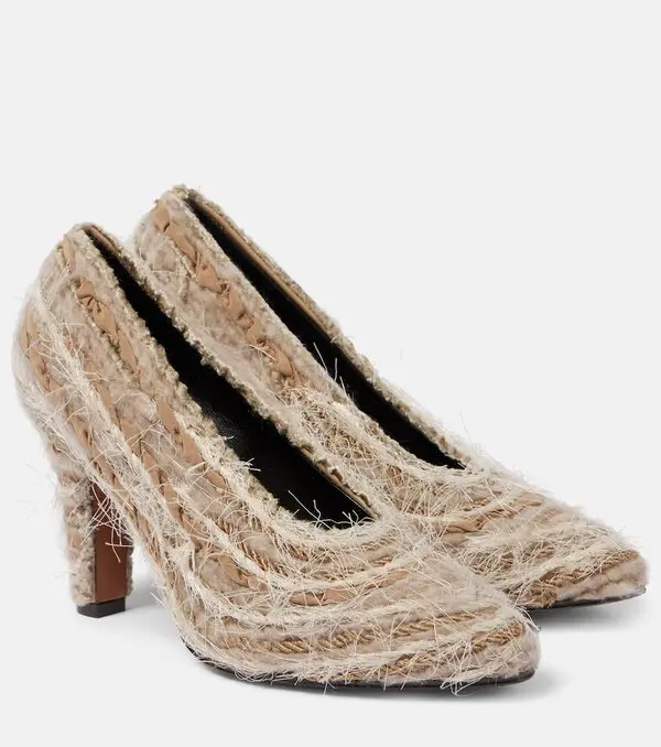 THE ROW Prudence Knitted Pumps - Beige