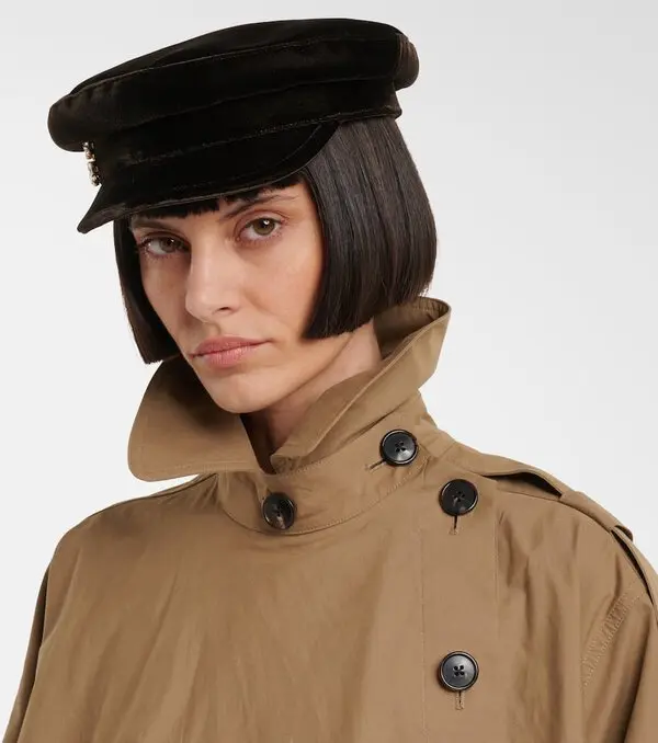 ROGER VIVIER Velvet Newsboy Cap - Brown