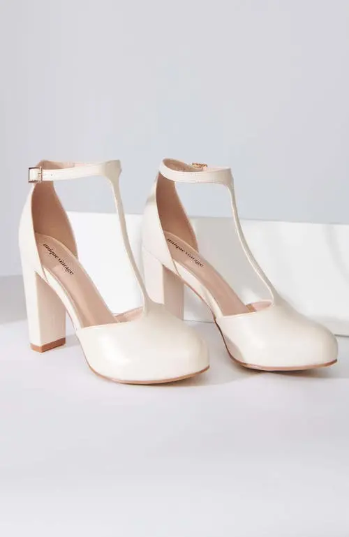 Unique Vintage Leatherette Astaire Pumps - Beige