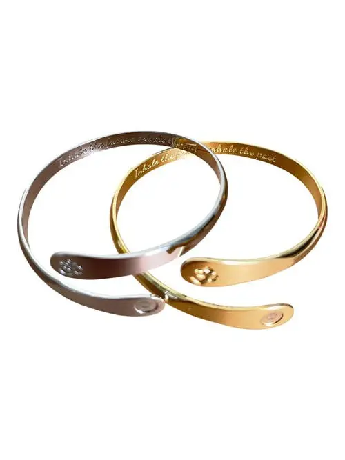 DLORIA Hollywood Sensation Yoga Cuff Bracelet - Silver