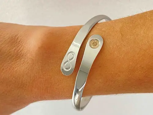 DLORIA Hollywood Sensation Engraved Friendship Cuff Bracelet - Silver