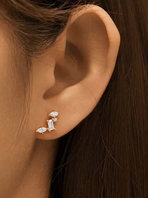 DLORIA Hollywood Sensation Celestial Cluster Earrings - Silver