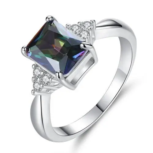 DLORIA Hollywood Sensation Mystic Topaz Ring - Silver
