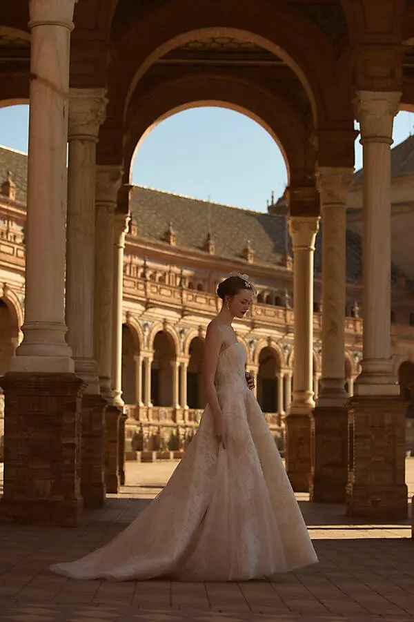 Watters Ilene Strapless A-line Lace Wedding Dress - Ivory