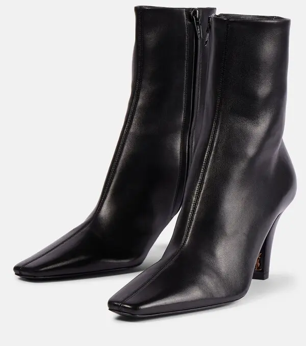 Saint Laurent Jill 75 Leather Ankle Boots - Black