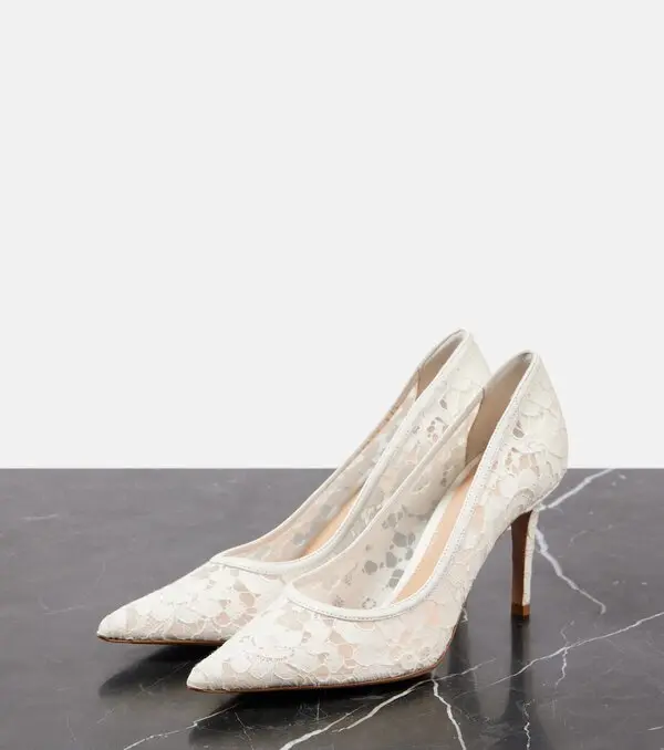 GIANVITO ROSSI Lyon 85 Lace Pumps - White