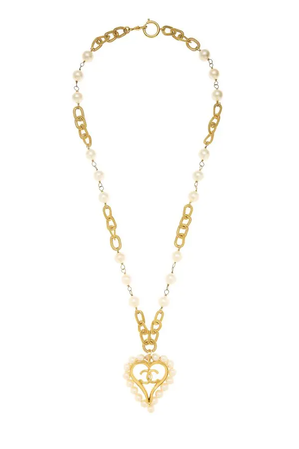 Chanel Cc Faux Pearl Heart Necklace - Gold