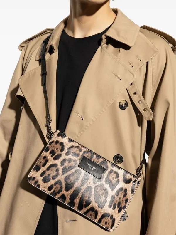 Dolce & Gabbana Leopard-print Clutch - Neutrals