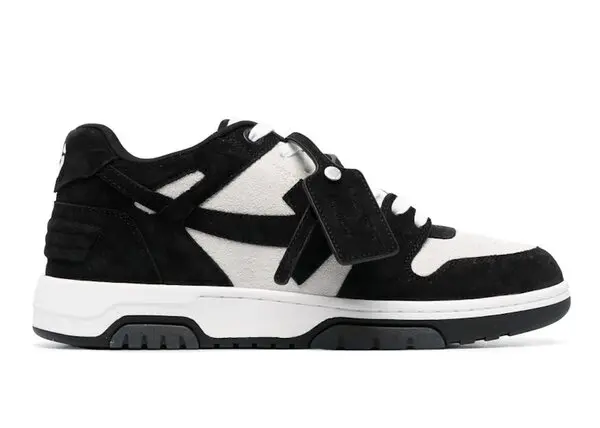 Off-White Ooo Low Top Sneakers - Black/white