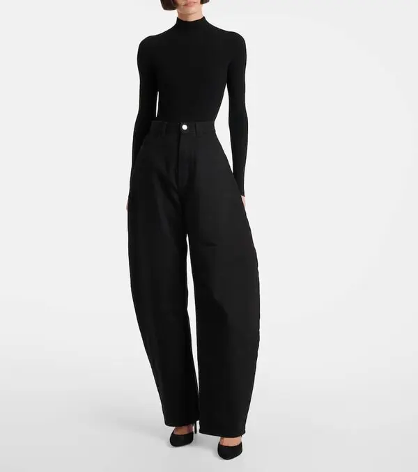 Alaïa Suede Lace-up Pumps