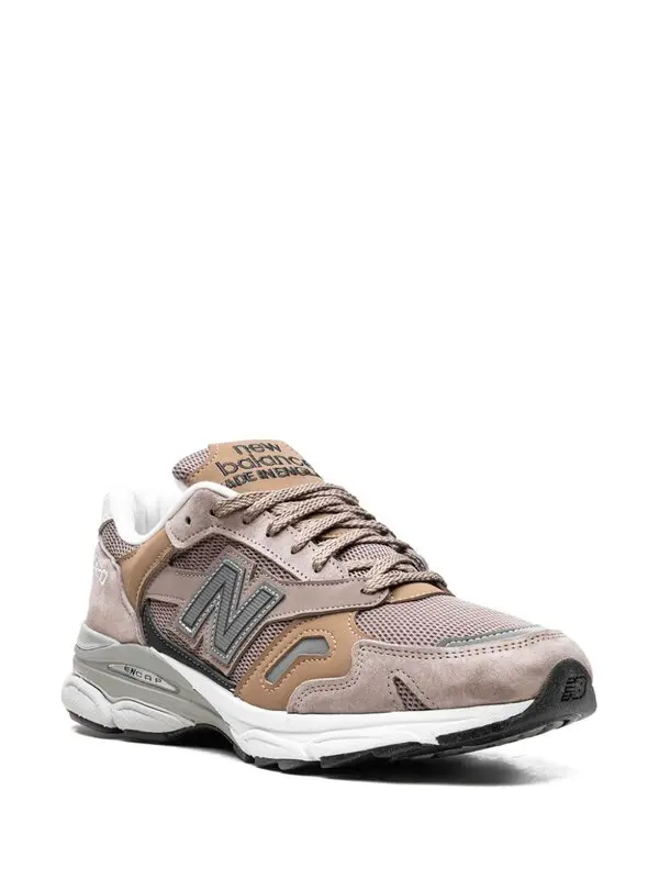NEW BALANCE 920 Sand Navy Sneakers - Neutrals