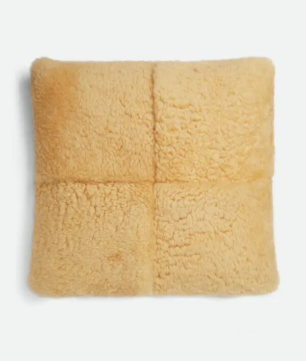 Bottega Veneta Shearling Cassette Cushion - Butter