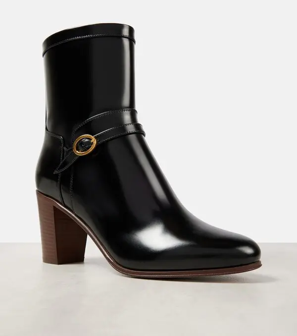 Valentino Garavani Pattie 75 Leather Ankle Boots - Black