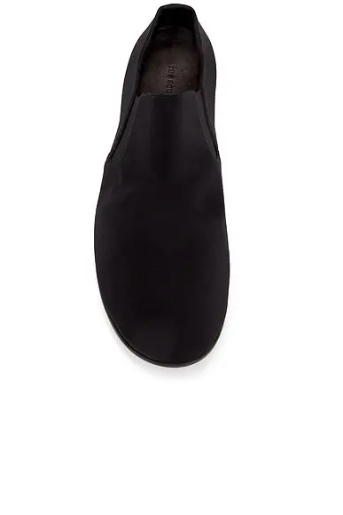 THE ROW Vincit Slip On Flat - Black