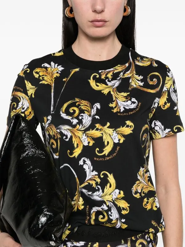 Versace Barocco-Print T-Shirt - Black - 26% Off | Editorialist