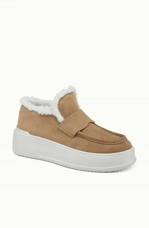 J/SLIDES NYC Junie Sneaker - Camel