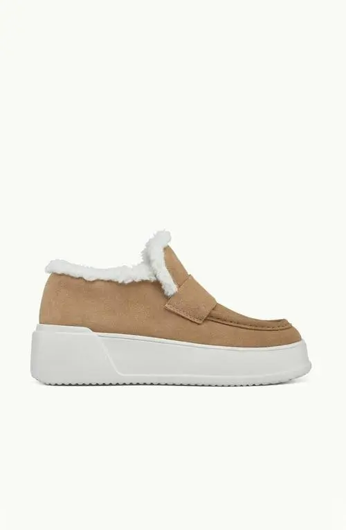 J/SLIDES NYC Junie Sneaker - Camel