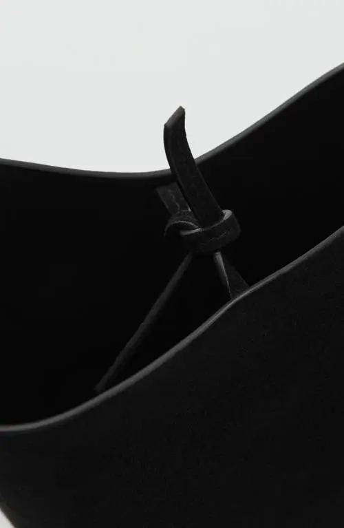 Mango Leather Bucket Bag