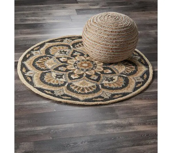 OX BAY TRADING CO. Ox Bay Molly Black Floral Medallion Wool Indoor 6' Round Rug - One-color