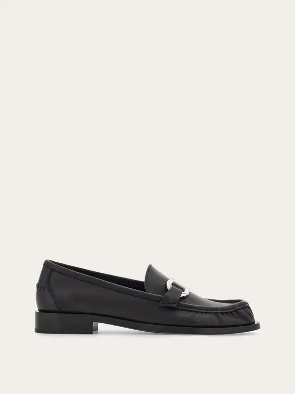 FERRAGAMO Gancini Ornate Loafers - Black