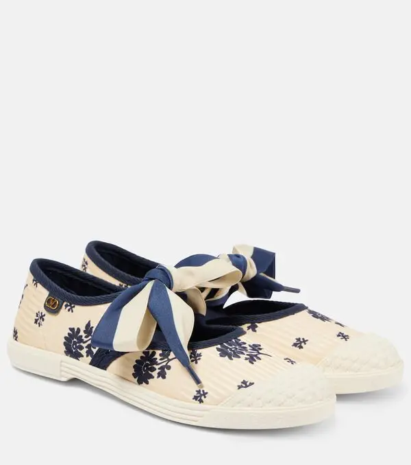 Valentino Garavani Bay Bay Printed Canvas Sneakers - Blue