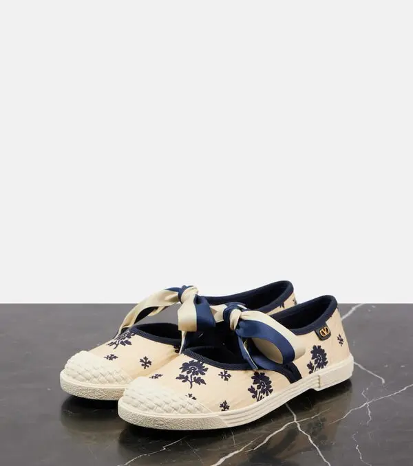 Valentino Garavani Bay Bay Printed Canvas Sneakers