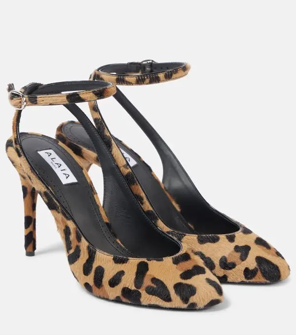 Alaïa Decollete 90 Calf Hair Slingback Pumps - Brown
