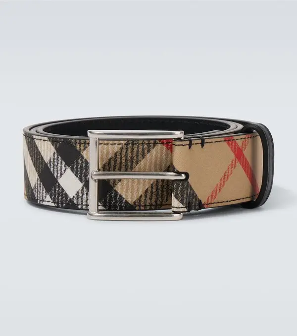 BURBERRY 
Buckle-Fastening Leather Belt 22919650_53019985_600.jpg main image 3