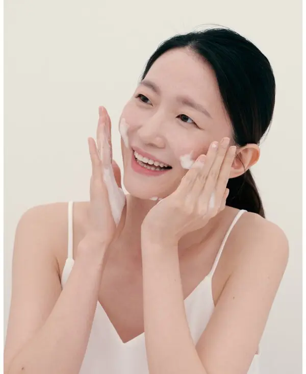 URANG Creamy Bubble Foam Cleanser - Clear