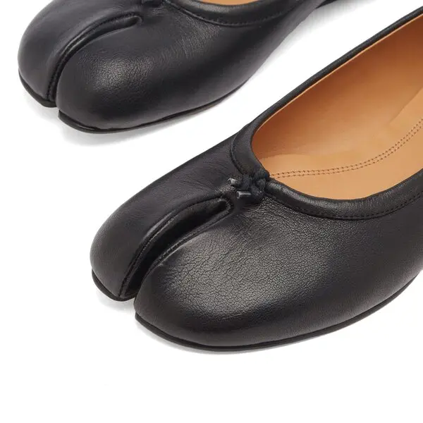 MAISON MARGIELA Tabi Ballerina Flats - Black