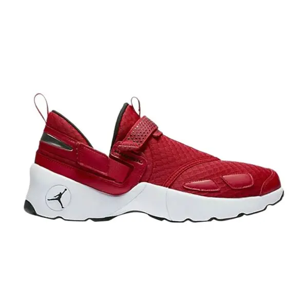 JORDAN Trunner Lx Gym Sneakers - Red