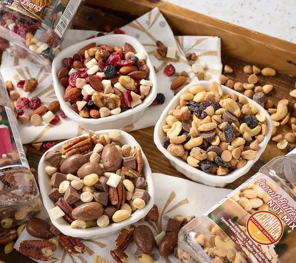GERMACK Jars Winter Treats Nut Mix Assortment - One-color