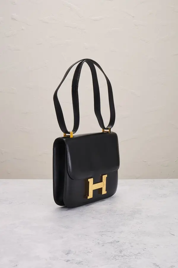 Hermès 1976 Box Constance 23 Shoulder Bag - Black