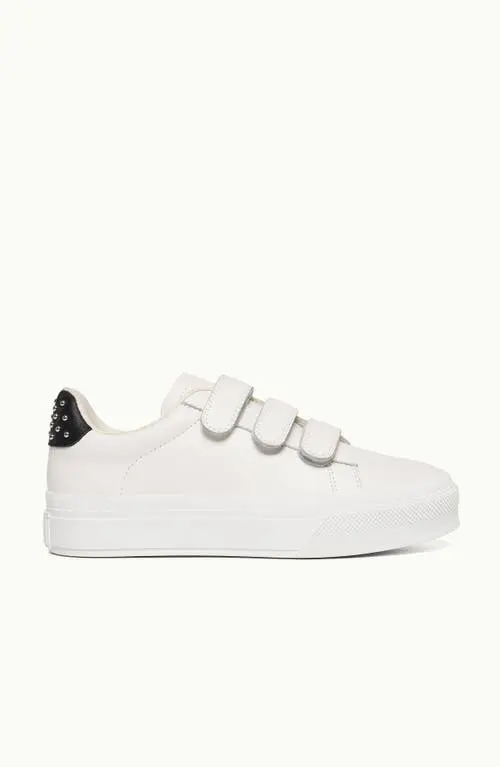 J/SLIDES NYC Gennie Sneaker