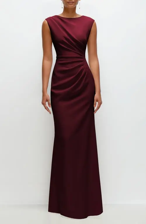 After Six Ruched Cap Sleeve Crepe Trumpet Gown - Cabernet